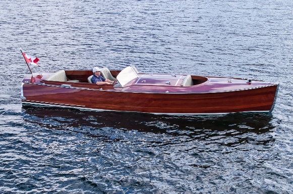2004 Clarion 25 ft Long-deck Fast Launch